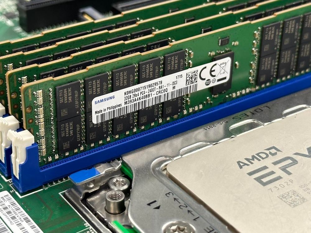 【其他】新一代「洋垃圾」，AMD EPYC Rome 家用實驗用伺服器主機開箱 @電腦應用綜合討論 哈啦板 - 巴哈姆特