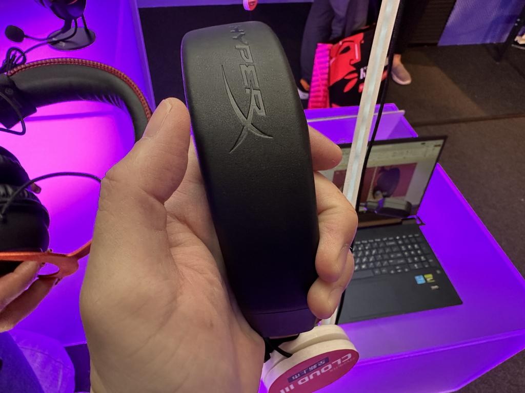 【情報】HyperX 發表 Cloud III (本週快閃店特輯) @電腦應用綜合討論 哈啦板 - 巴哈姆特