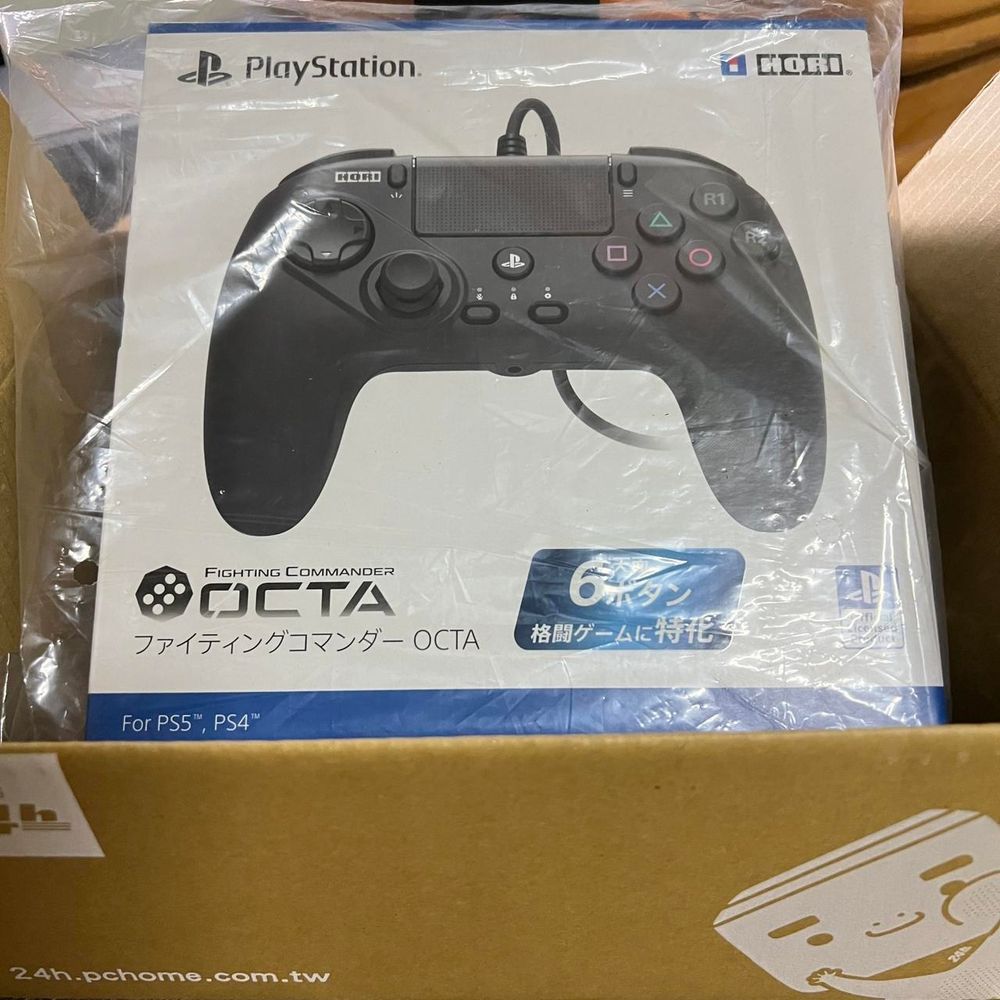 【心得】簡易開箱｜格鬥手把｜HORI SPF-023 @快打旋風 系列 哈啦板 - 巴哈姆特