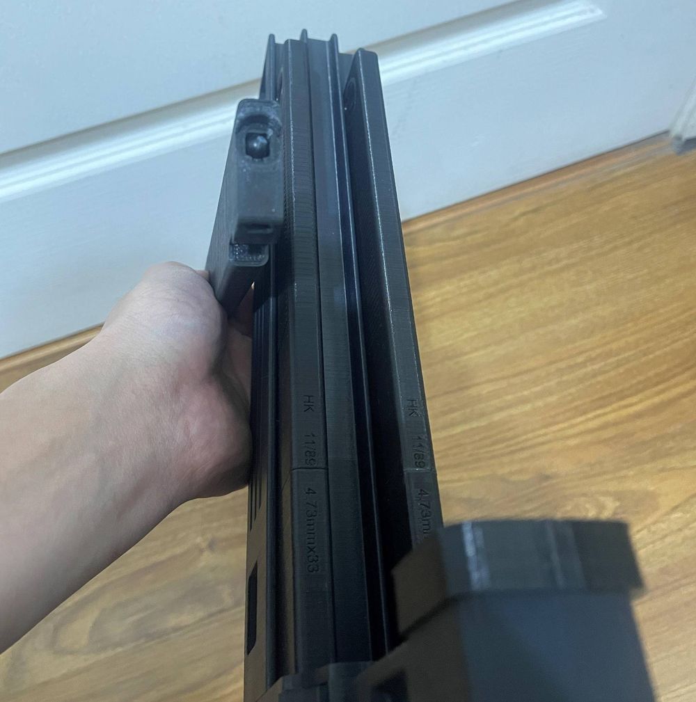 【心得】FKindustry G11K2 電動槍開箱 @野戰 (生存) 遊戲 哈啦板 - 巴哈姆特