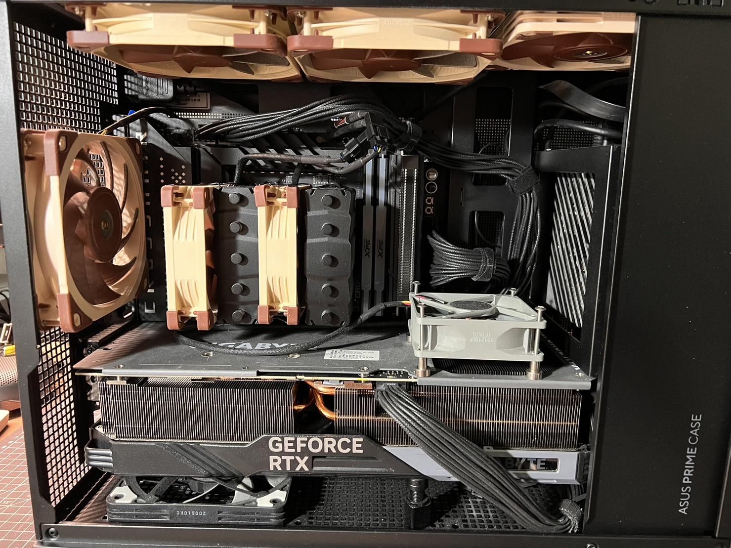 【心得】銀欣SilverStone ALTA G1M 垂直風道MATX機殼 @電腦應用綜合討論 哈啦板 - 巴哈姆特