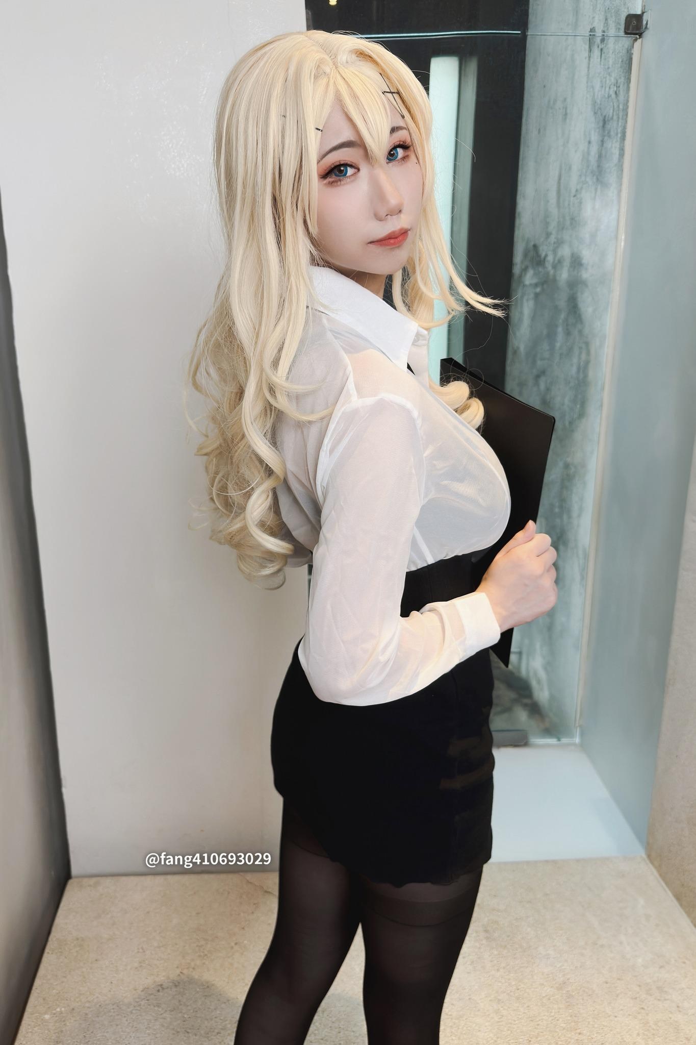 前輩 請多多指教 - f410693029的創作 - 巴哈姆特