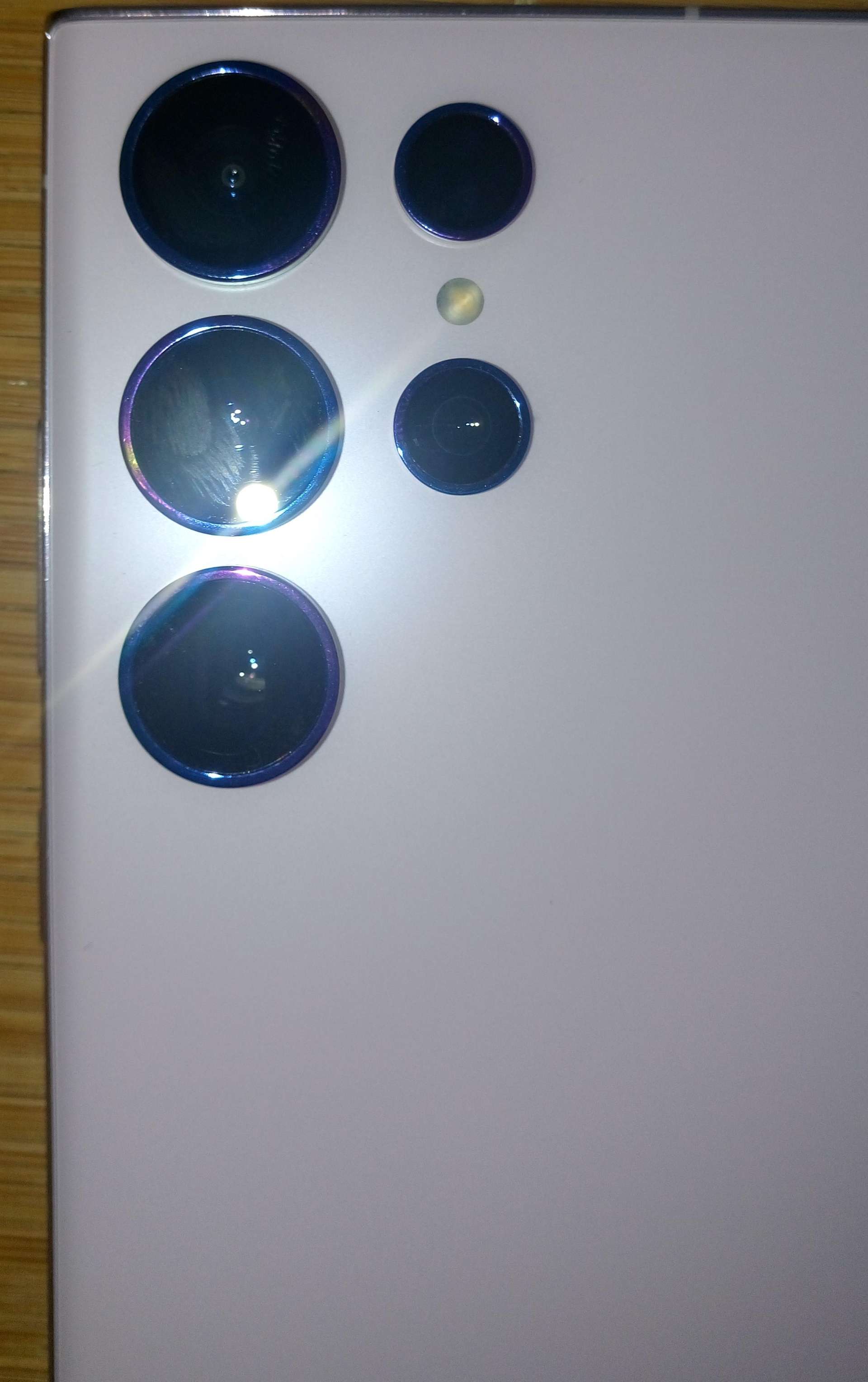 【問題】i14 Pro Max 跳水值得購買嗎!? @智慧型手機 哈啦板 - 巴哈姆特