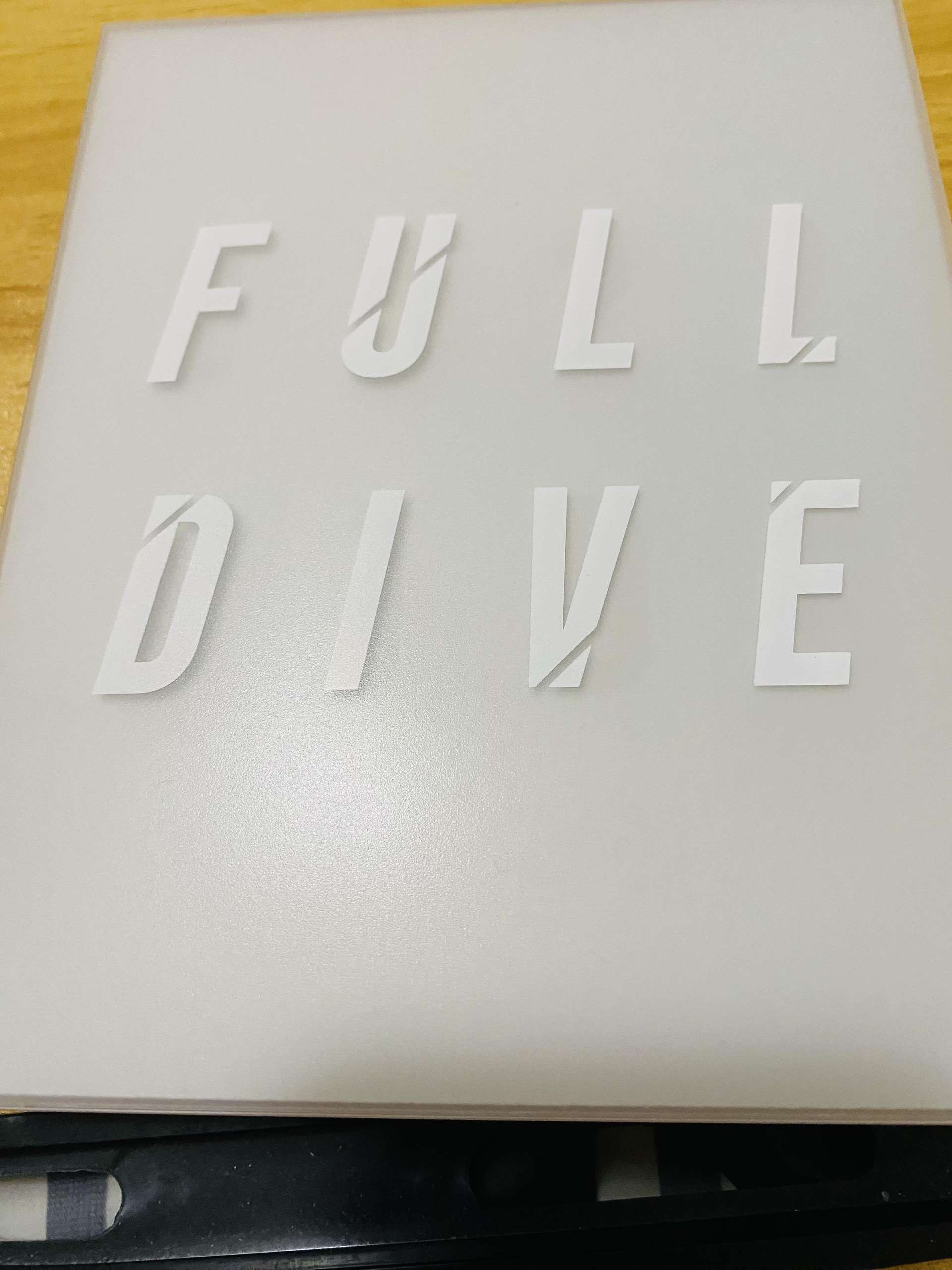 【心得】刀劍十周年紀念大型實體活動FULL DIVE BD&劇場版陰沉薄暮的詼諧曲BD 不專業開箱 @川原礫 作品集 哈啦板 - 巴哈姆特