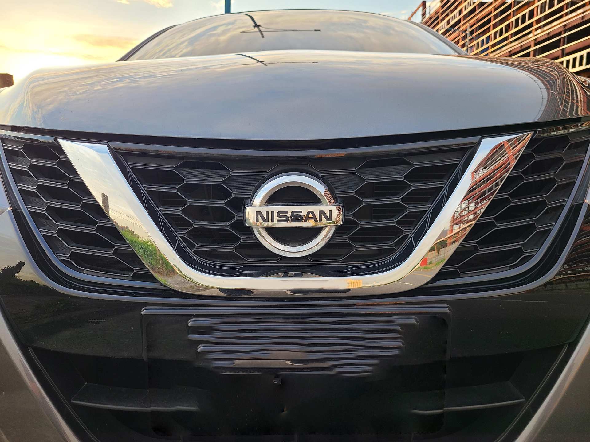 【閒聊】因為又又又被撞了，所以就來超簡易開箱代步車:NISSAN TIIDA 5D @汽機車討論 哈啦板 - 巴哈姆特