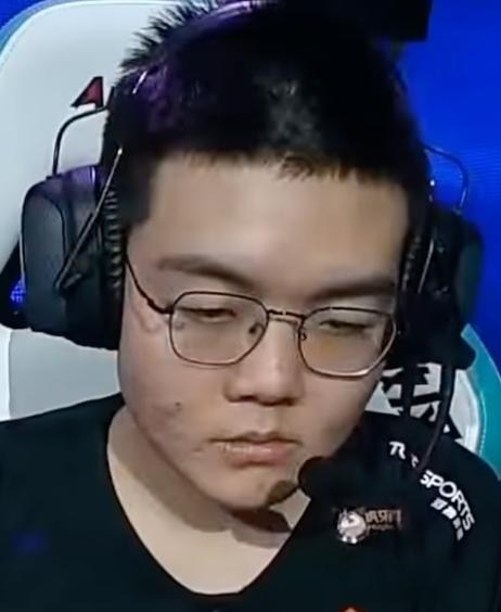 【問題】請問JDG是術士團嗎？ @英雄聯盟 League of Legends 哈啦板 - 巴哈姆特