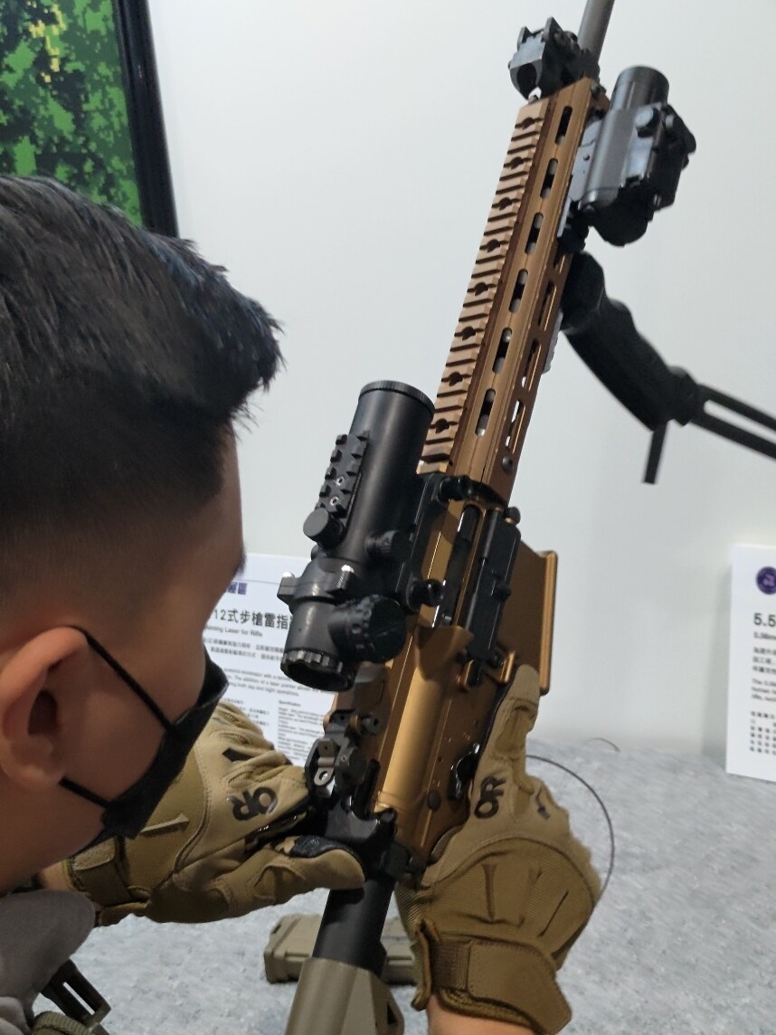 RE:【情報】疑似 XT-112 曝光 @軍事策略 哈啦板 - 巴哈姆特