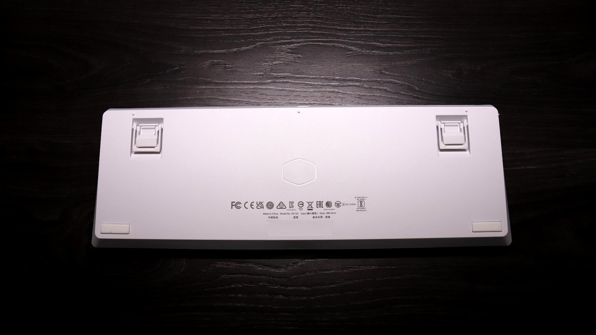 【討論】入手啦啊!酷碼 CK721 65% 無線三模機械鍵盤-極簡易開箱 @電腦應用綜合討論 哈啦板 - 巴哈姆特