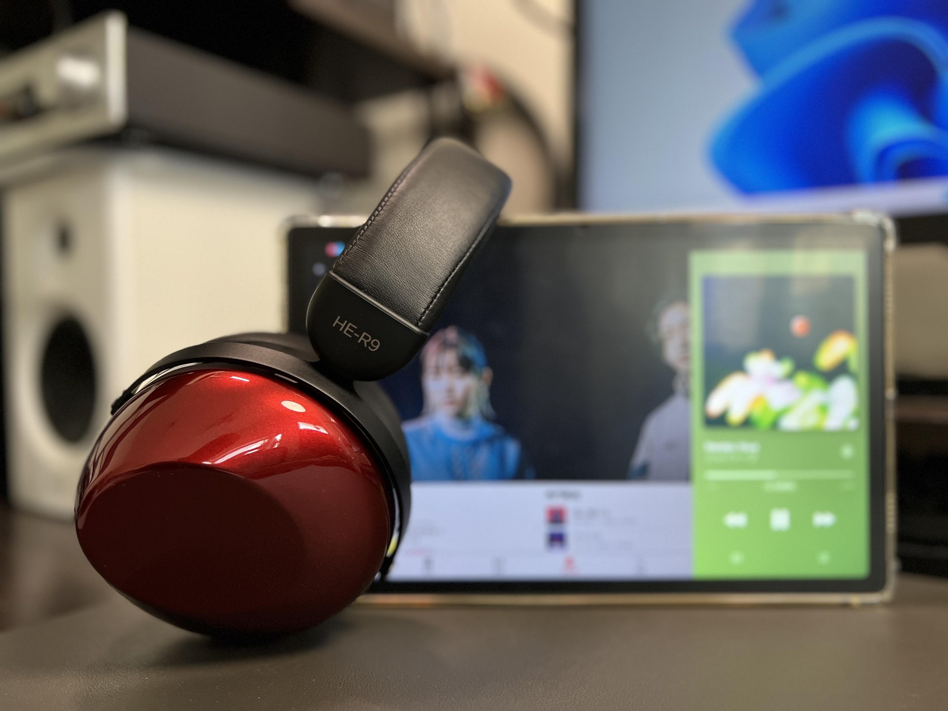 【心得】優雅的典範， HiFiMan HE-R9 封閉式耳罩耳機 評測開箱 Review 【NOD】 @影音視聽討論區 哈啦板 - 巴哈姆特