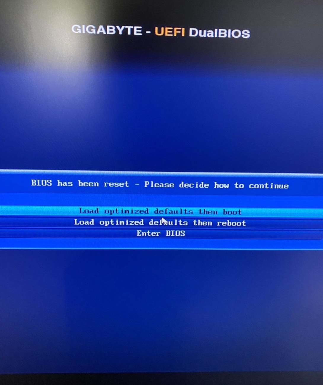 【問題】今早開機電腦突然進bios has been rese是發生什麼事... @電腦應用綜合討論 哈啦板 - 巴哈姆特