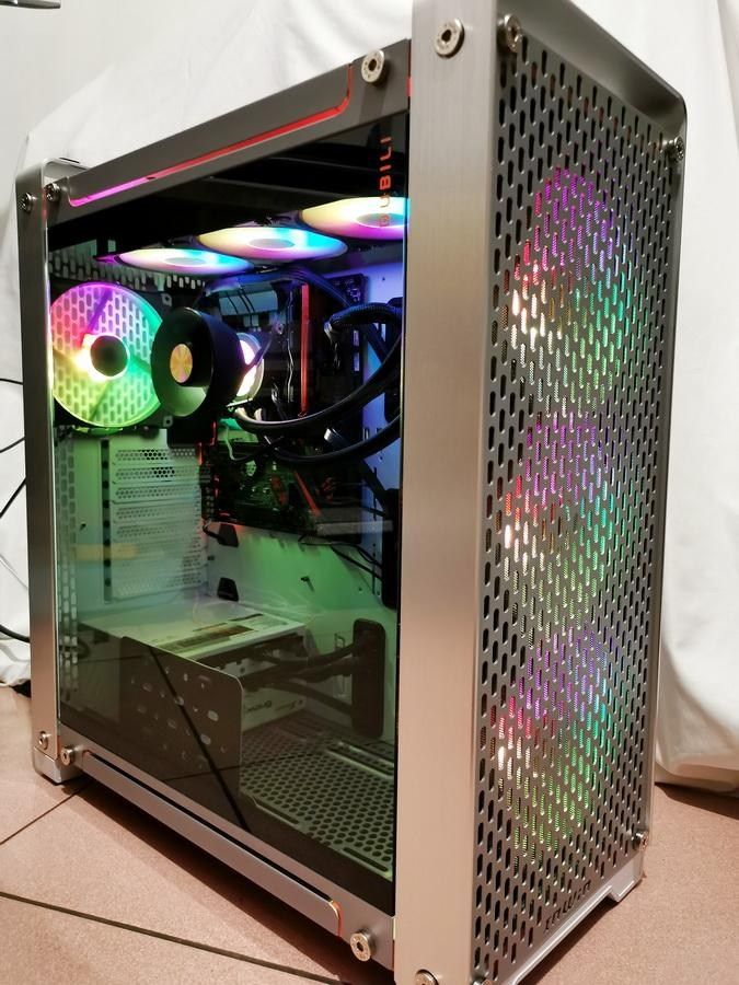 【心得】迎廣 InWin DUBILI 精品機殼 - 互動式教學、底座變把手、讓人想動手的機殼 @電腦應用綜合討論 哈啦板 - 巴哈姆特