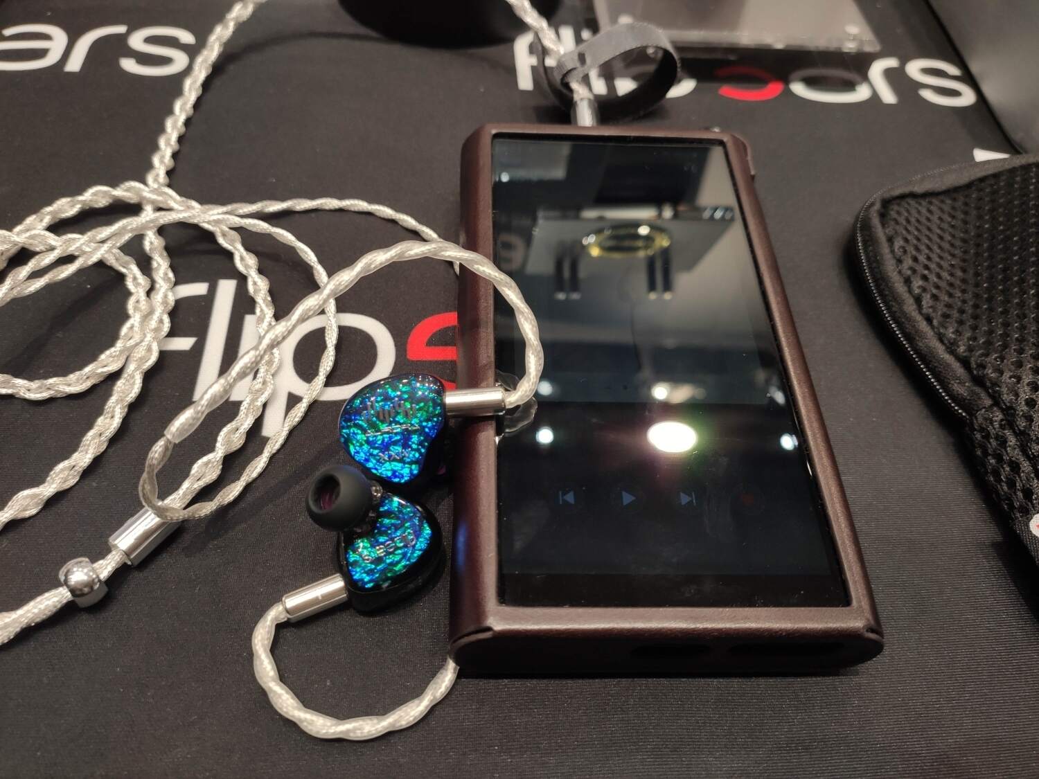 【心得】TPAF 2023 11/26 台北耳機展 DAY 2 心得 @影音視聽討論區 哈啦板 - 巴哈姆特