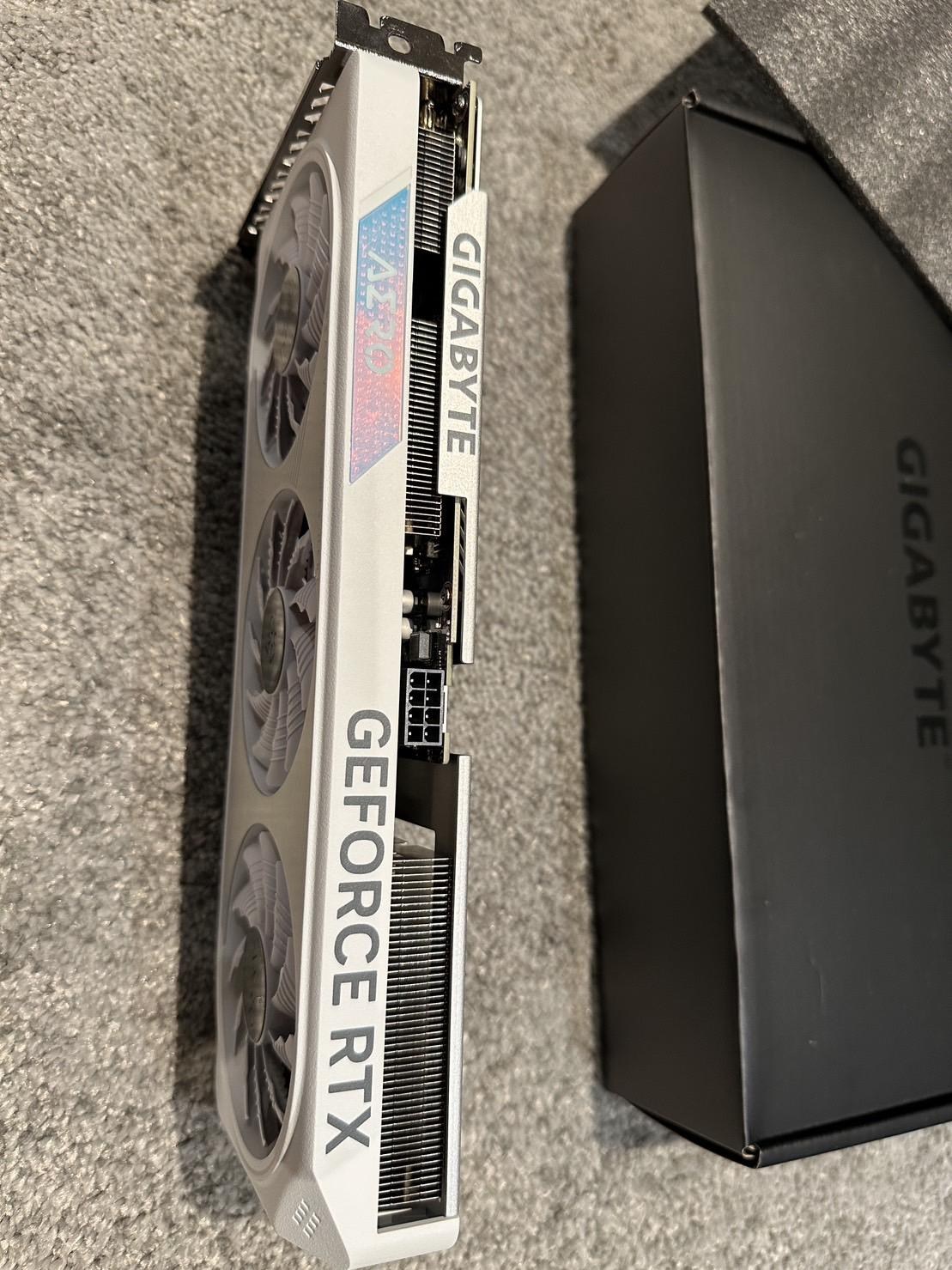 【心得】GIGABYTE AERO RTX 4060 簡約質感小升級 @電腦應用綜合討論 哈啦板 - 巴哈姆特