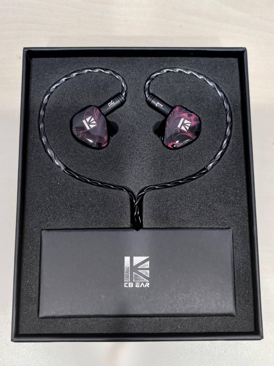 【心得】KBear KB01 簡單開箱 @影音視聽討論區 哈啦板 - 巴哈姆特