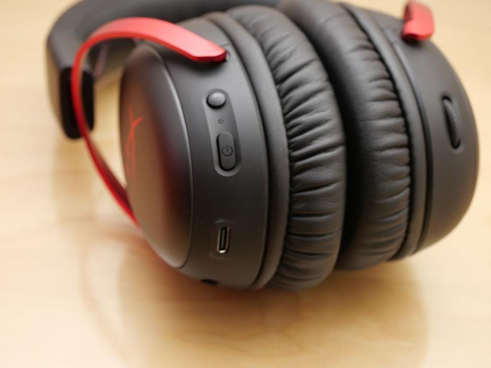 【心得】經典無線升級 HyperX Cloud III Wireless 開箱 @電腦應用綜合討論 哈啦板 - 巴哈姆特