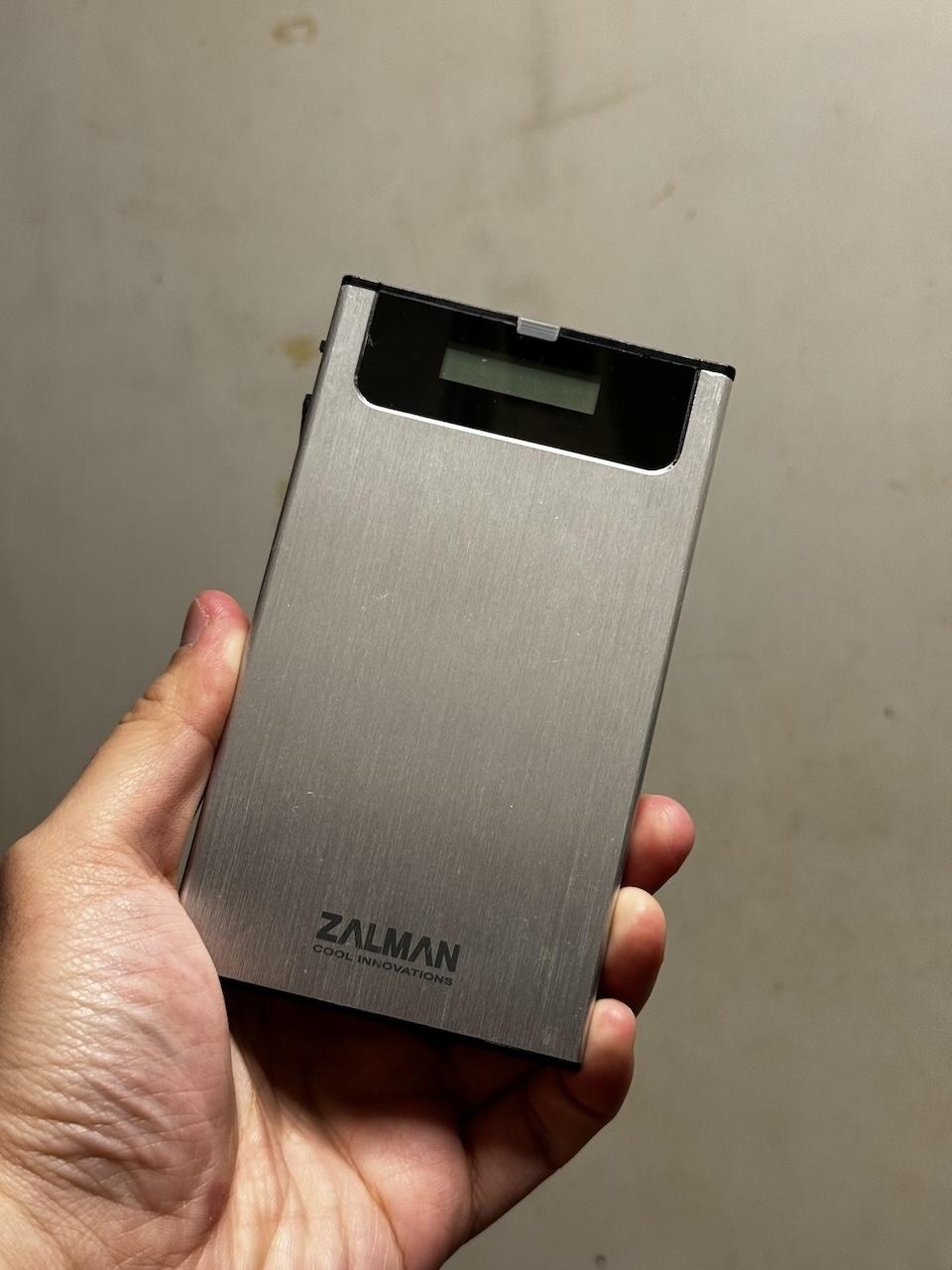 【心得】工具人之工具箱，iodd ST300 外置硬碟盒（帶ISO/VHD模擬器） @電腦應用綜合討論 哈啦板 - 巴哈姆特