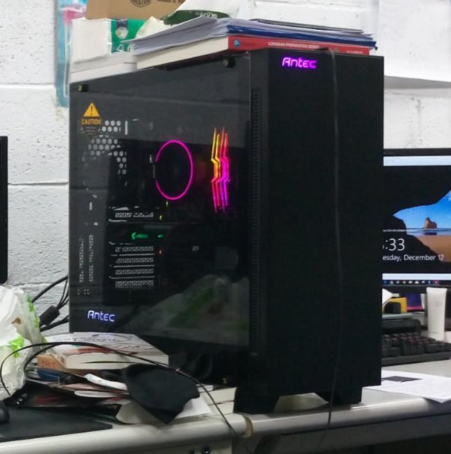 【心得】開箱&分享 人生中第一台FD ITX裝機流程 @電腦應用綜合討論 哈啦板 - 巴哈姆特