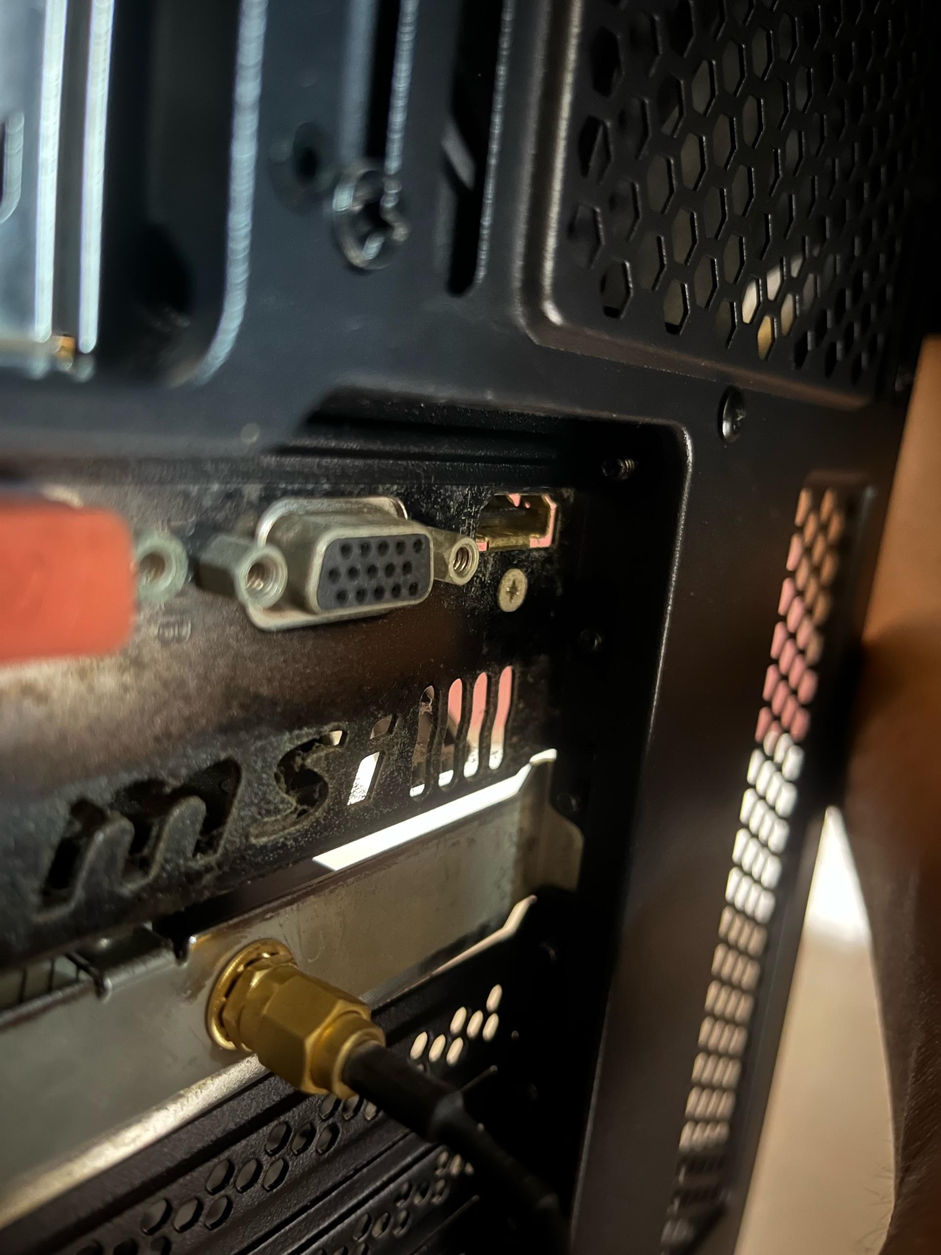 【問題】關於君主air 903 max pcie擋板的問題 @電腦應用綜合討論 哈啦板 - 巴哈姆特