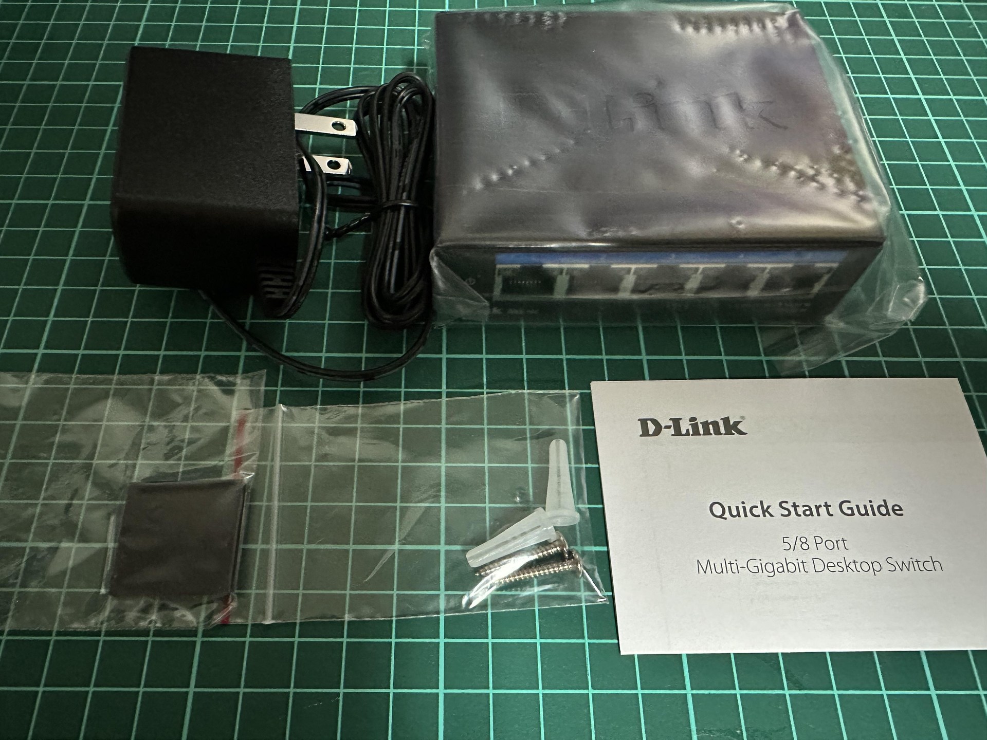 【心得】D-LINK DMS-105 簡單開箱 @電腦應用綜合討論 哈啦板 - 巴哈姆特
