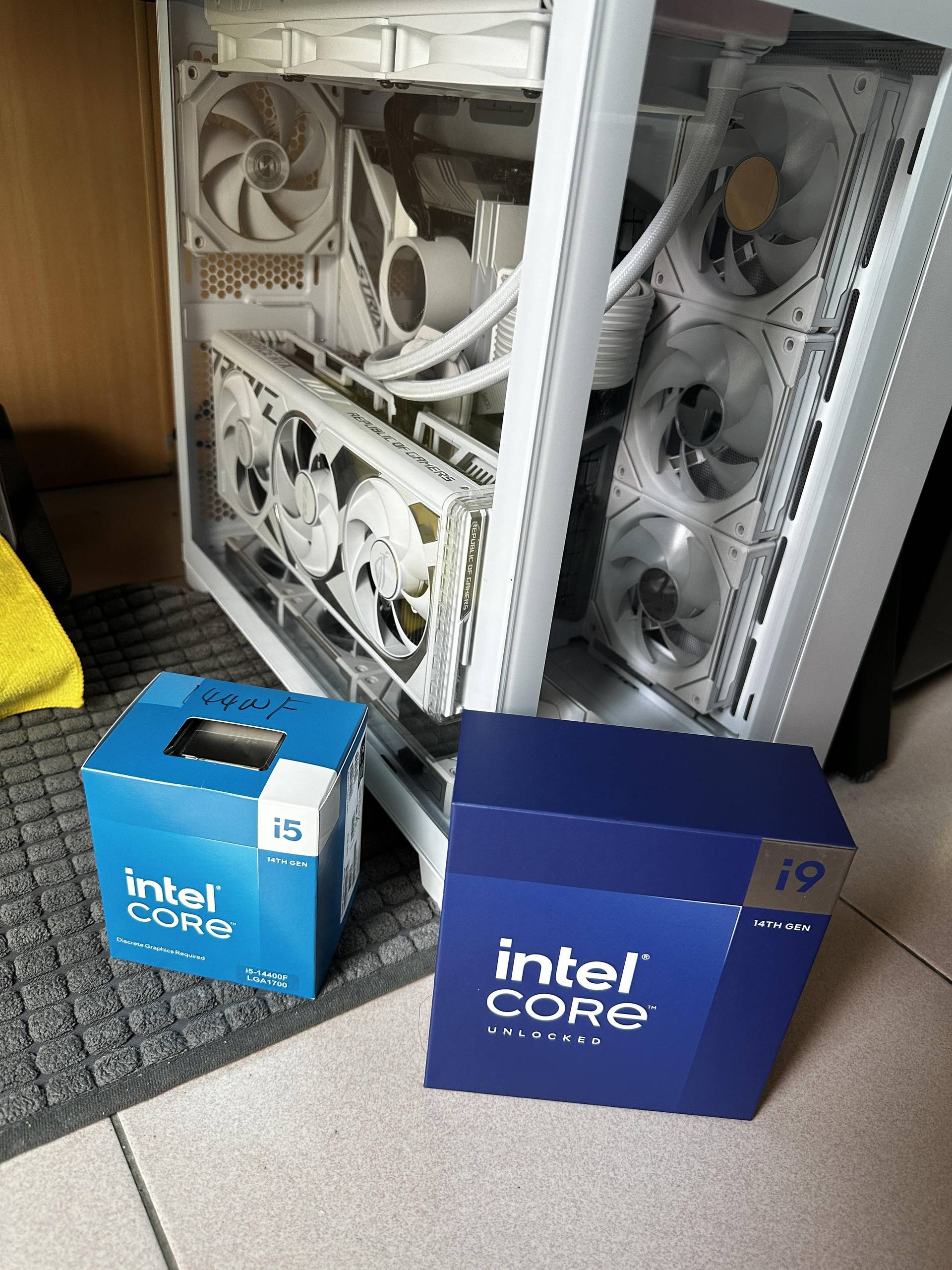 RE:【心得】Intel Gen13/14 CPU在BIOS預設下使用不穩定(國內外相關案例整理與建議) @電腦應用綜合討論 哈啦板 - 巴哈姆特