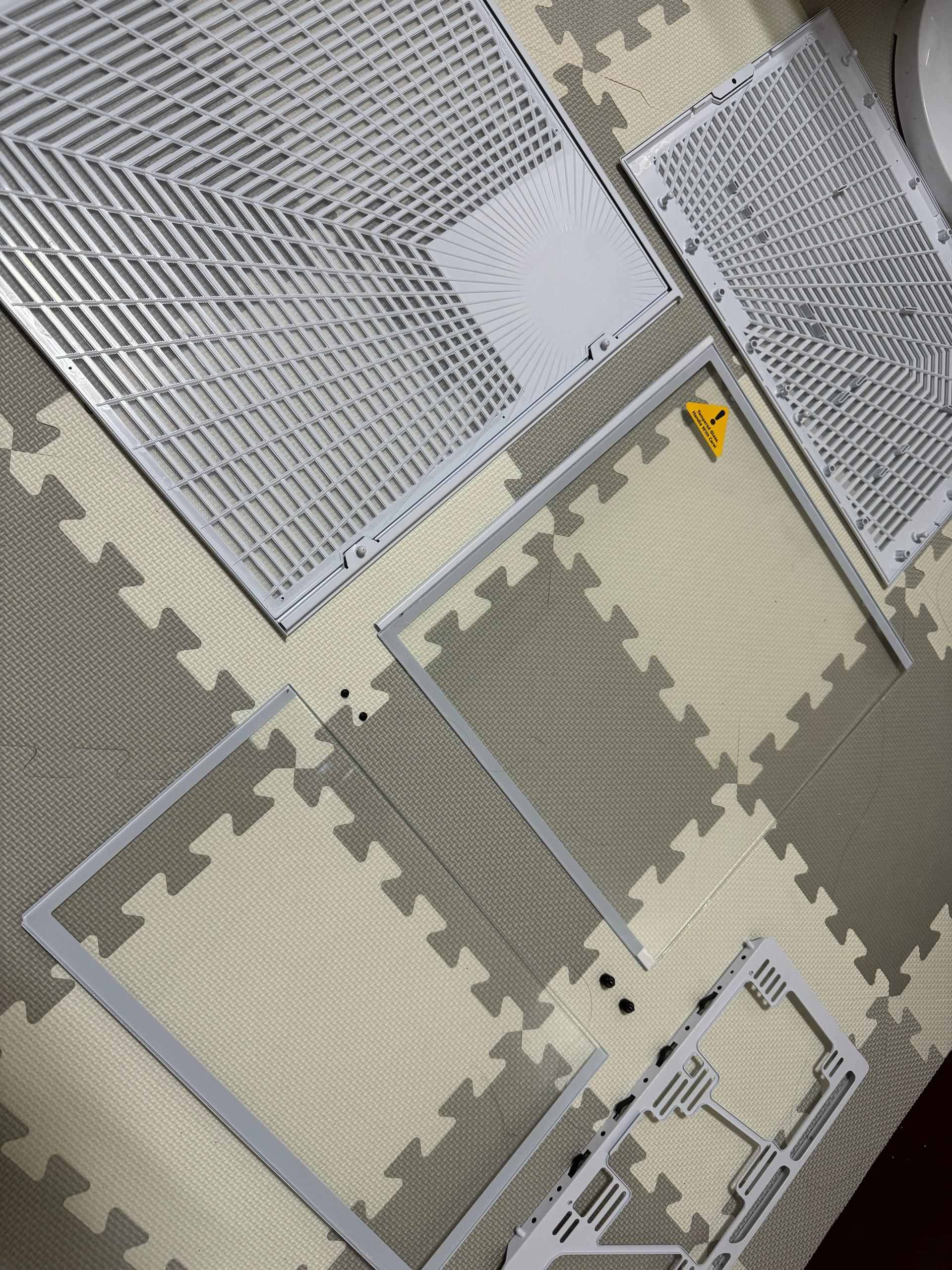 【心得】遲來的Hyte Y70 簡易開箱分享 2樓更新沒螢幕版本～ @電腦應用綜合討論 哈啦板 - 巴哈姆特