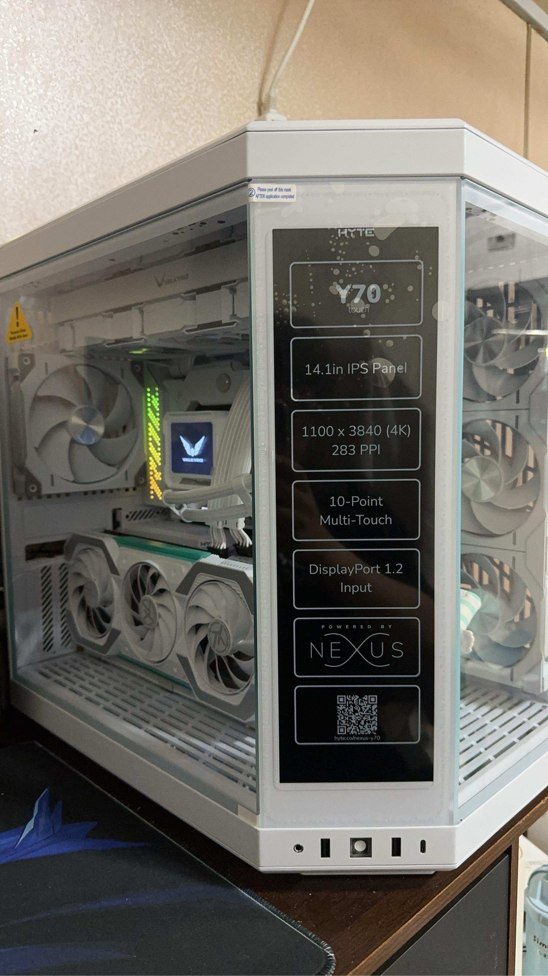 【心得】遲來的Hyte Y70 簡易開箱分享 2樓更新沒螢幕版本～ @電腦應用綜合討論 哈啦板 - 巴哈姆特