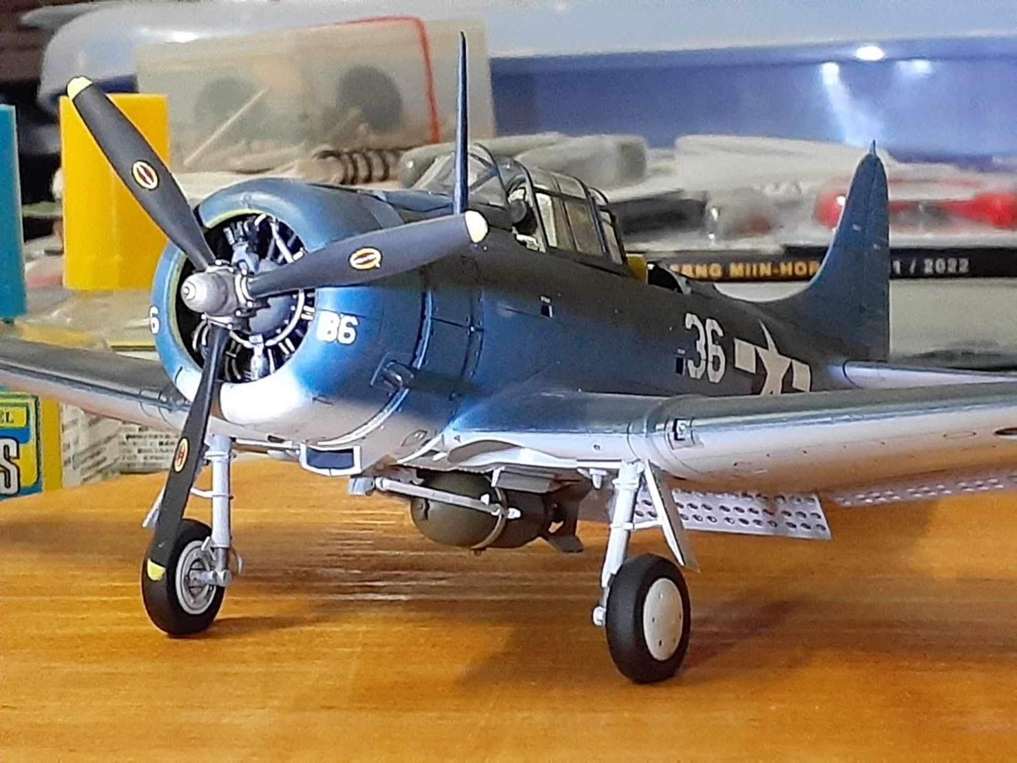 Academy 1/48 SBD-5 "Battle of the Philippine Sea" & HOBBY BOSS TBM-3 ...