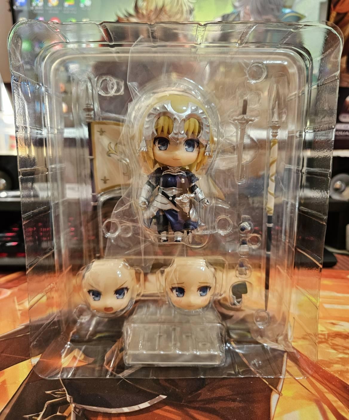 【其他】【出售】GSC 好微笑 黏土人 藍傻/泳裝黑傻/貞德/黑貞德 Max Factory PVC 泳裝阿爾托莉雅 @ACG二手交易板 哈啦 ...