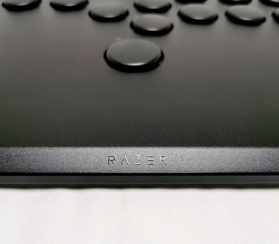 【心得】Razer Kitsune - 超纖薄、超精準、快速出招，讓您成為格鬥高手。 @電腦應用綜合討論 哈啦板 - 巴哈姆特