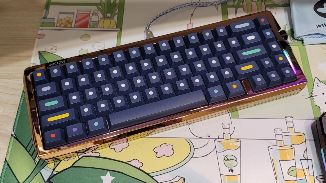 RE:【問題】請大家分享一下電腦桌的擺設！！ @電腦應用綜合討論 哈啦板 - 巴哈姆特