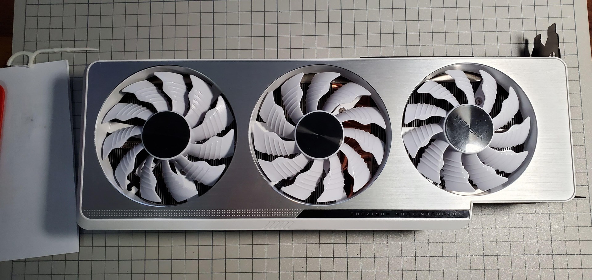 【已售出】【二手】技嘉 GIGABYTE 3080TI VISION OC 12G @ACG二手交易板 哈啦板 - 巴哈姆特