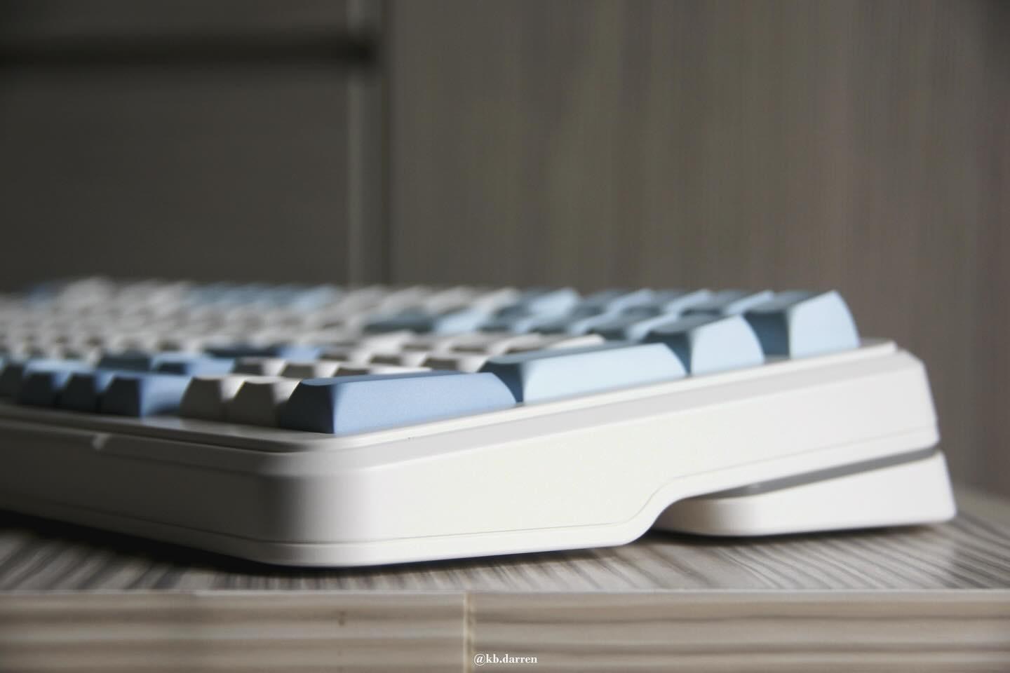 【心得】客製化外型？三模無線？性價比？三個願望一次擁有- MCHOSE邁從K99 @電腦應用綜合討論 哈啦板 - 巴哈姆特