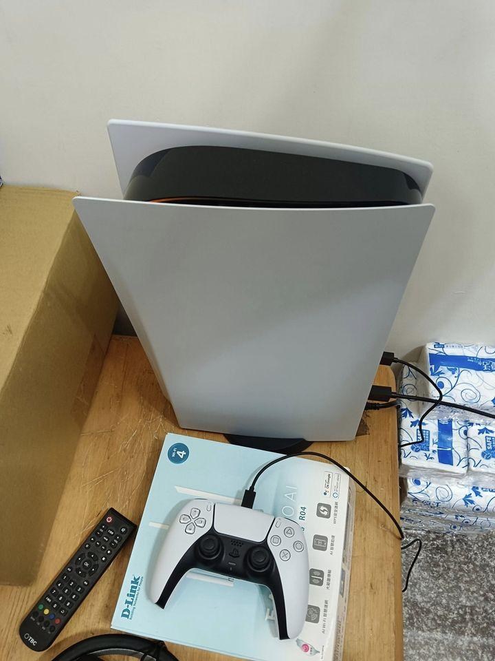 【情報】【售】 【平台】PS5 【品名價格】PS5 (1218a)(光碟版)碧藍幻想14000元 @ACG二手交易板 哈啦板 - 巴哈姆特