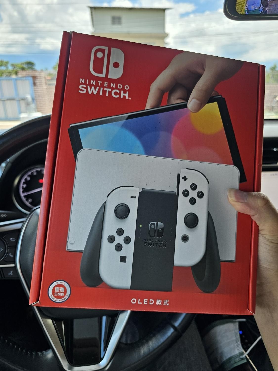 售7000 全新switch oled 已貼保護貼 @ACG二手交易板 哈啦板 - 巴哈姆特