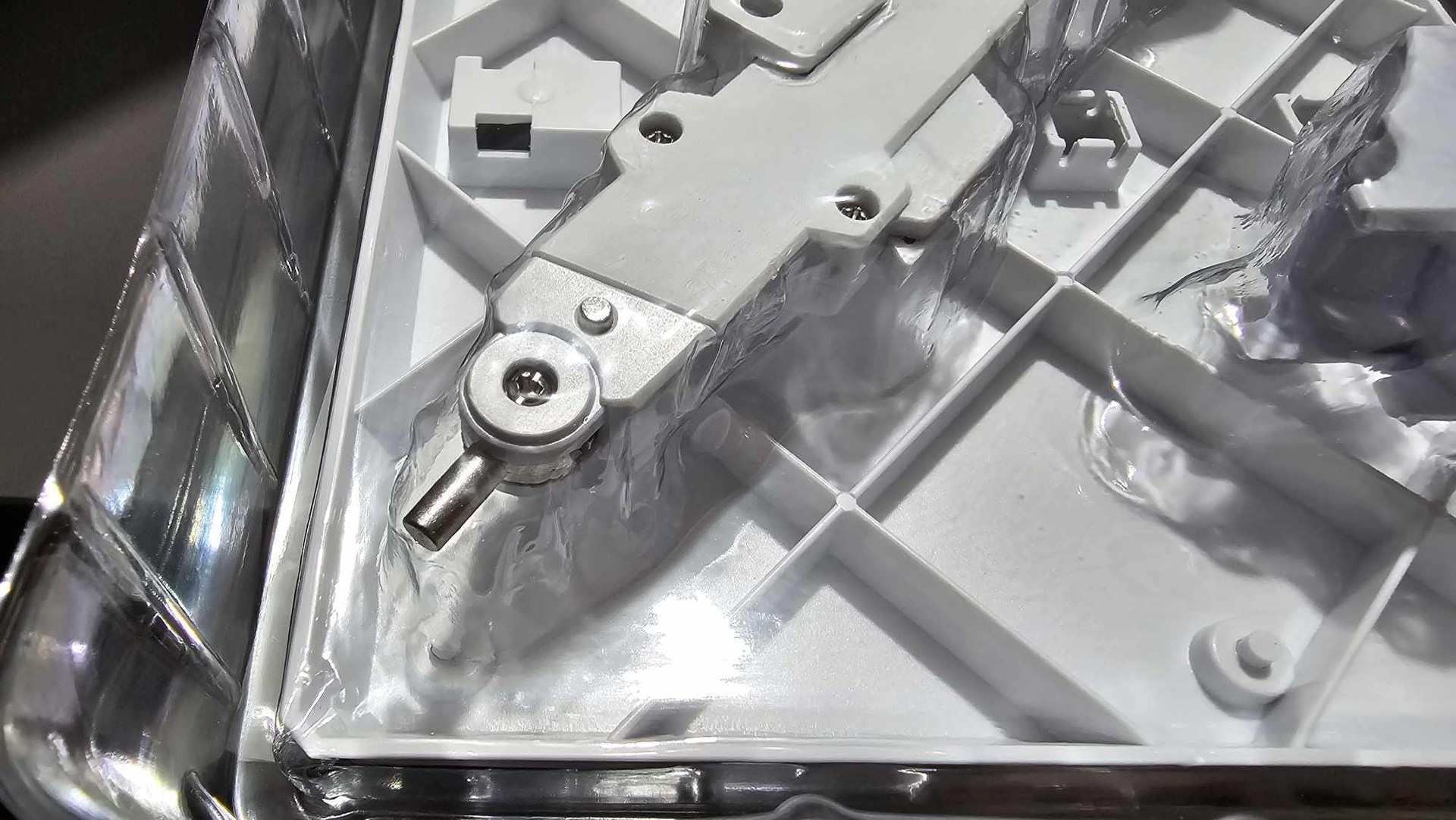 【心得】MB首隻可變形機體 METAL BUILD DRAGON SCALE 魔神英雄傳 龍王丸開箱分享 @綜合公仔玩具討論區 哈啦板 - 巴哈姆特