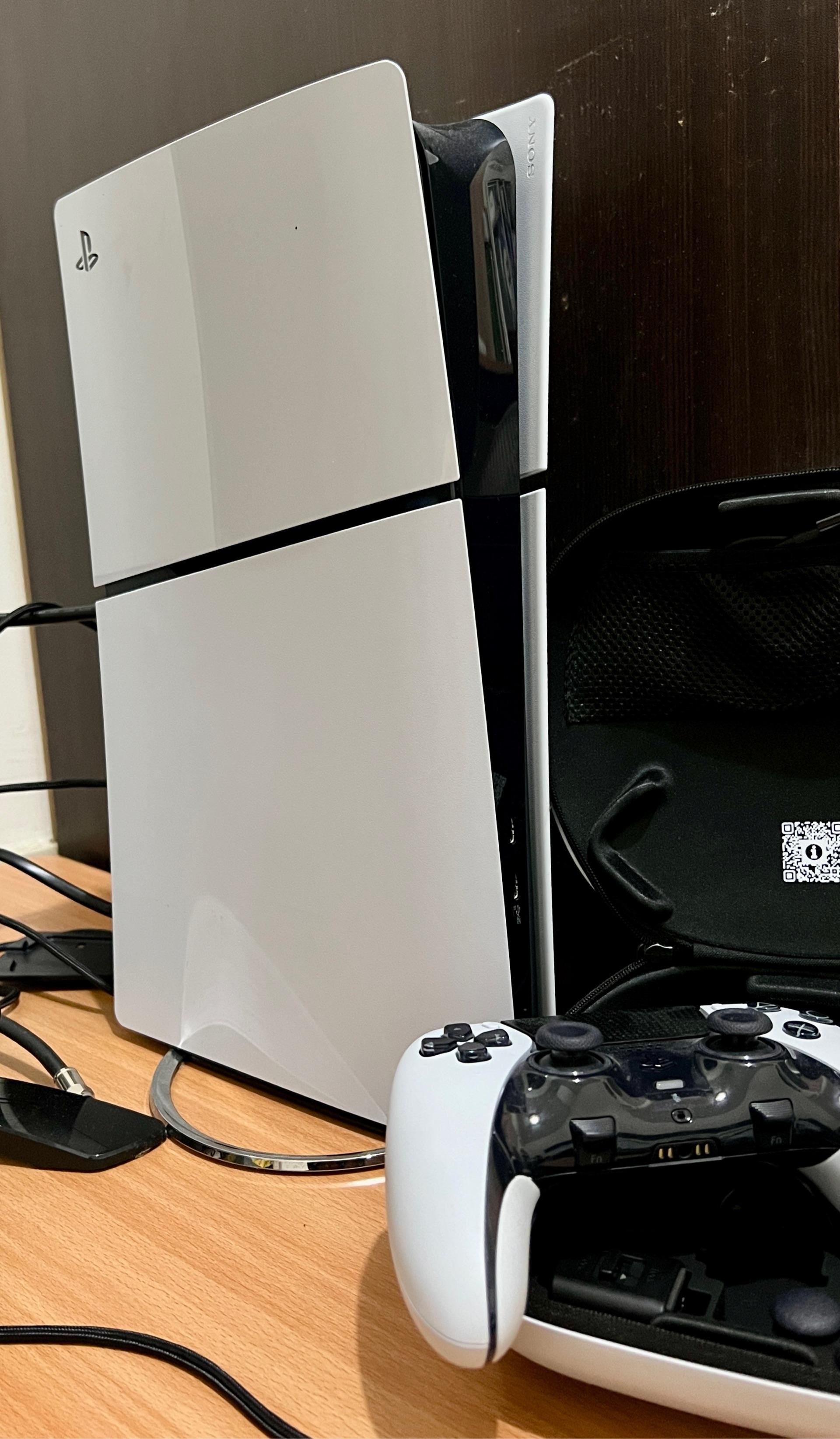 【出售】PS5 Slim數位版主機(CFI-2018B01) ＋SONY PS5 DualSense Edge 無線控制器 @ACG二手交易板 哈啦板 - 巴哈姆特