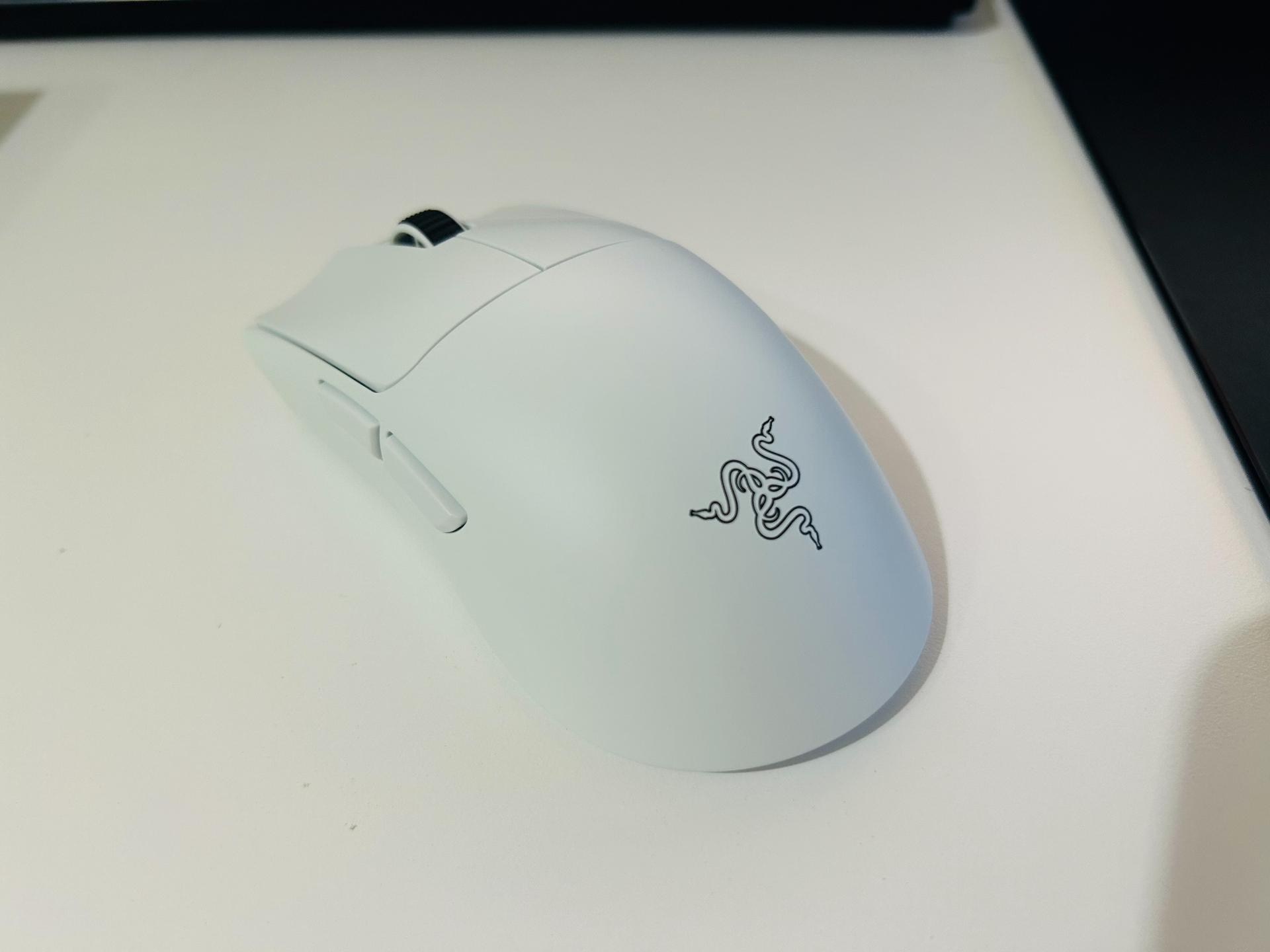 【心得】Razer Viper V3 Pro 8kHz電競滑鼠開箱 Valorant SEN Zekken奪冠滑鼠！ @電腦應用綜合討論 哈啦 ...