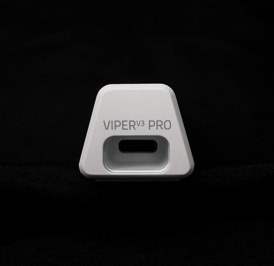 【心得】Razer Viper V3 Pro - 極輕量 光滑觸感 專業玩家打造 @電腦應用綜合討論 哈啦板 - 巴哈姆特