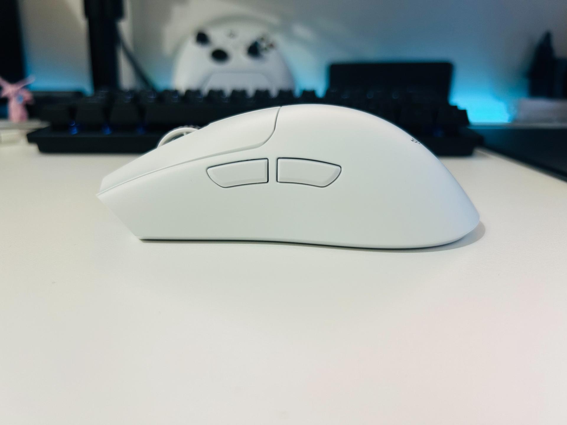 【心得】Razer Viper V3 Pro 8kHz電競滑鼠開箱 Valorant SEN Zekken奪冠滑鼠！ @電腦應用綜合討論 哈啦 ...