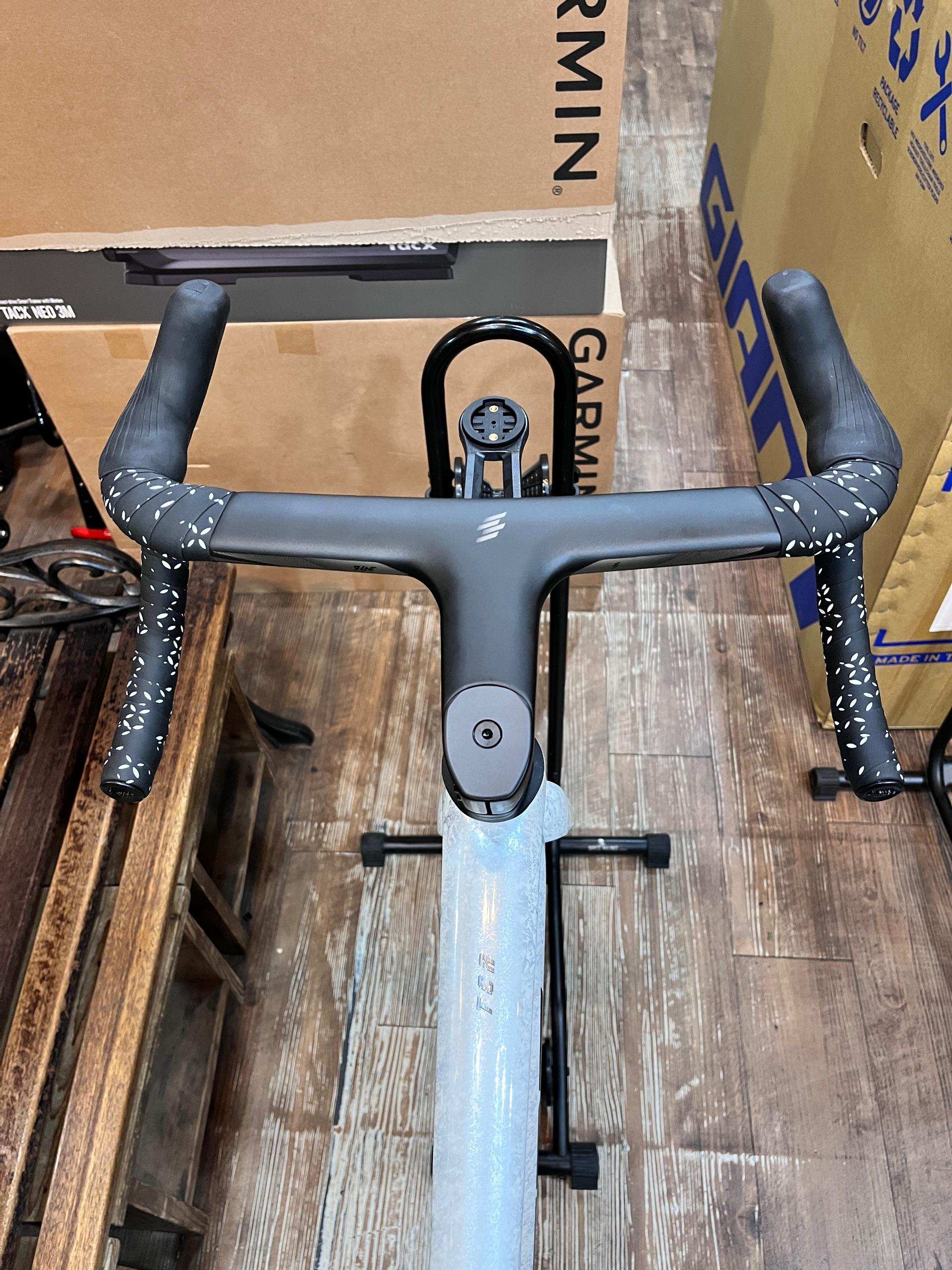 【心得】2024 TCR 10代目開箱 @自行車 哈啦板 - 巴哈姆特