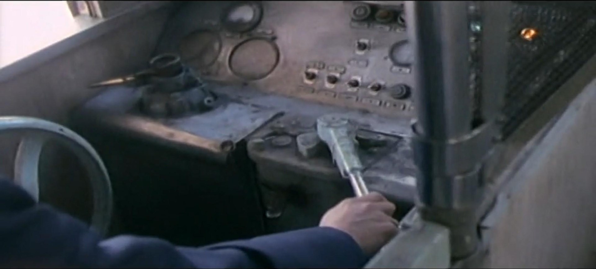 DR2500/2600主控制器 - enterprise的創作 - 巴哈姆特