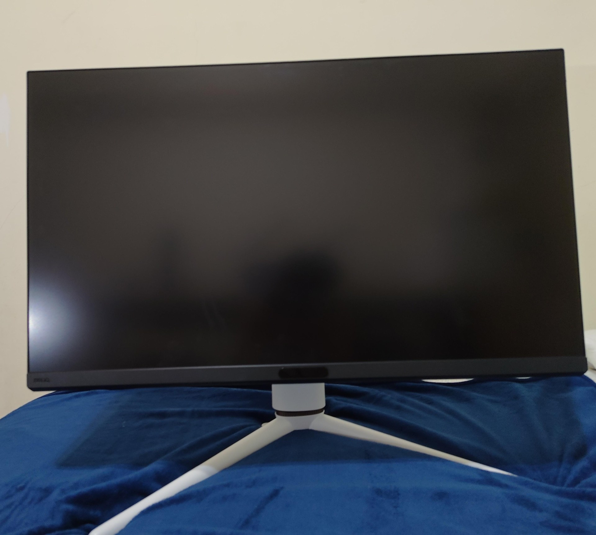 【心得】(圖多)MINI LED的頂流:BENQ MOBIUZ EX321UX開箱評測 @電腦應用綜合討論 哈啦板 - 巴哈姆特