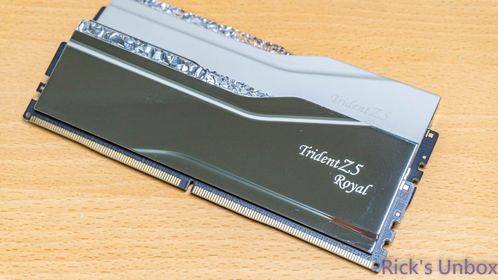 【心得】【開箱】尊爵不凡的視覺饗宴 | G.SKILL Trident Z5 Royal 皇家戟 DDR5 SILVER 24Gx2 ...