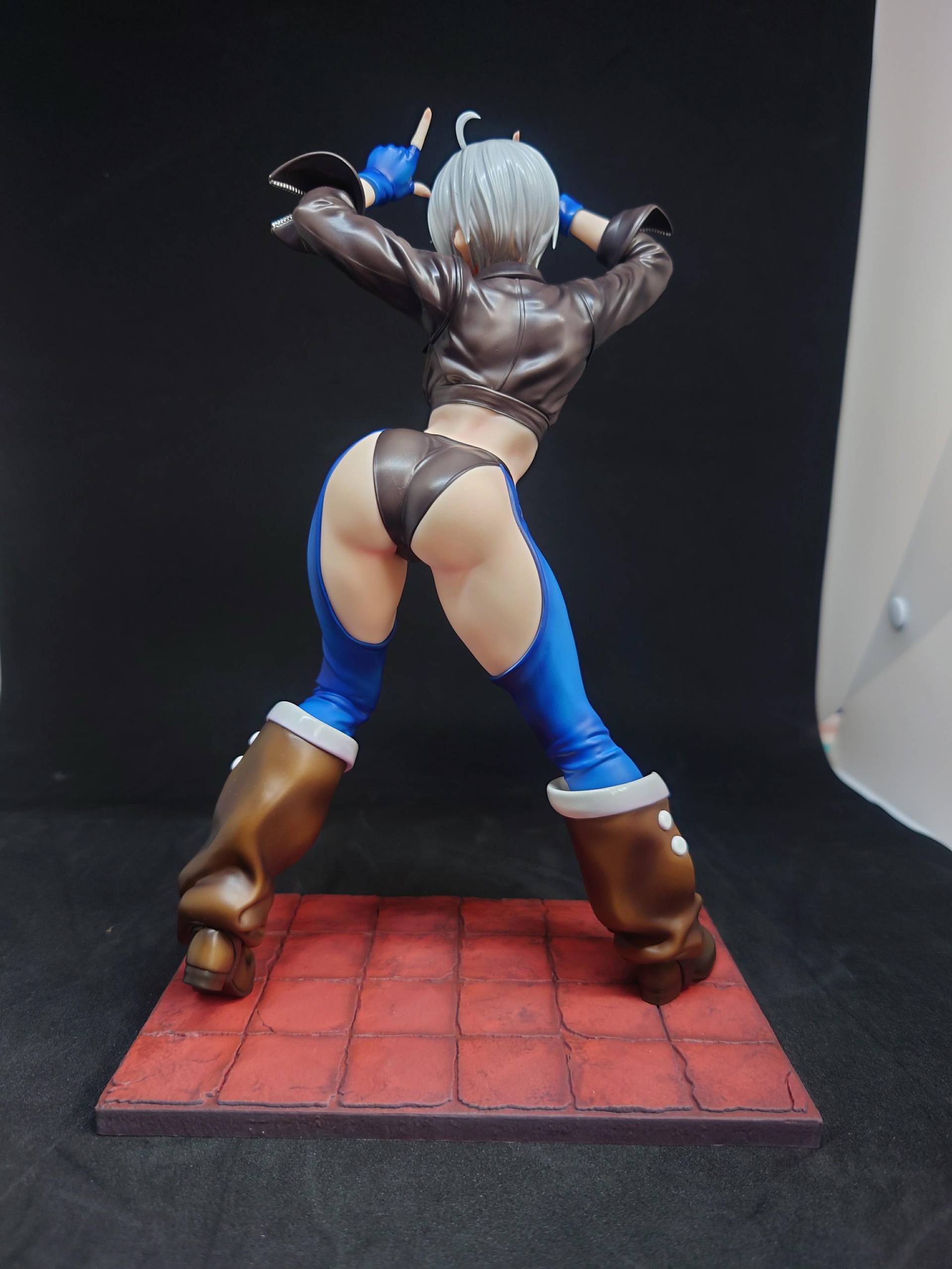 【心得】SNK美少女 KOF格鬥天王2001 安琪兒1/7 PVC完成品 @綜合公仔玩具討論區 哈啦板 - 巴哈姆特