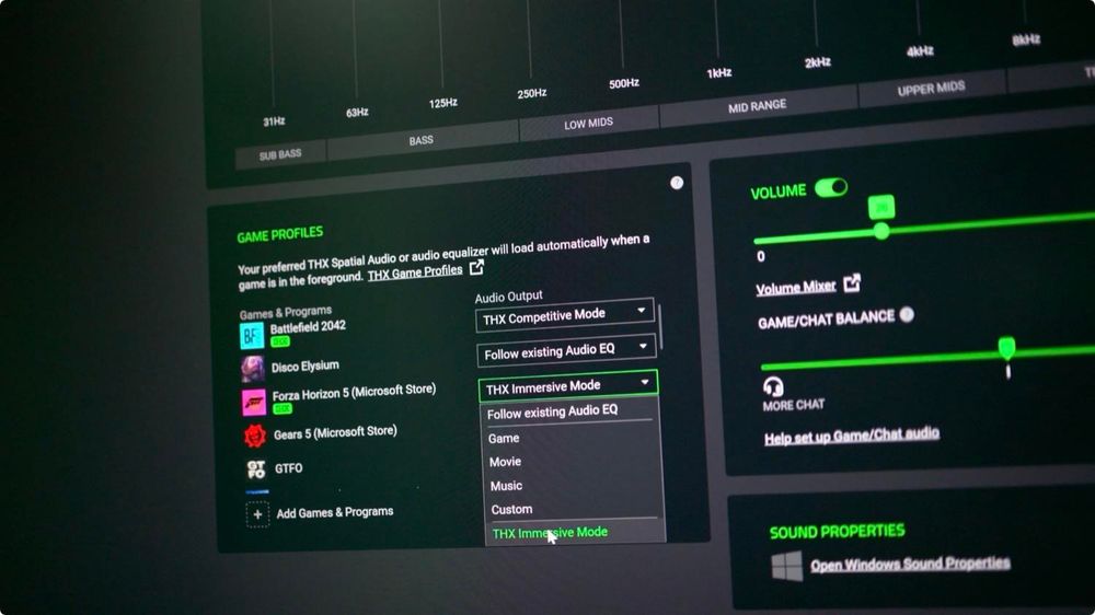 【心得】RAZER Kraken V4 開箱，THX Spatial Audio + Chroma RGB 帶來視覺、聽覺真・沉浸 @電腦應用綜合討論 哈啦板 - 巴哈姆特