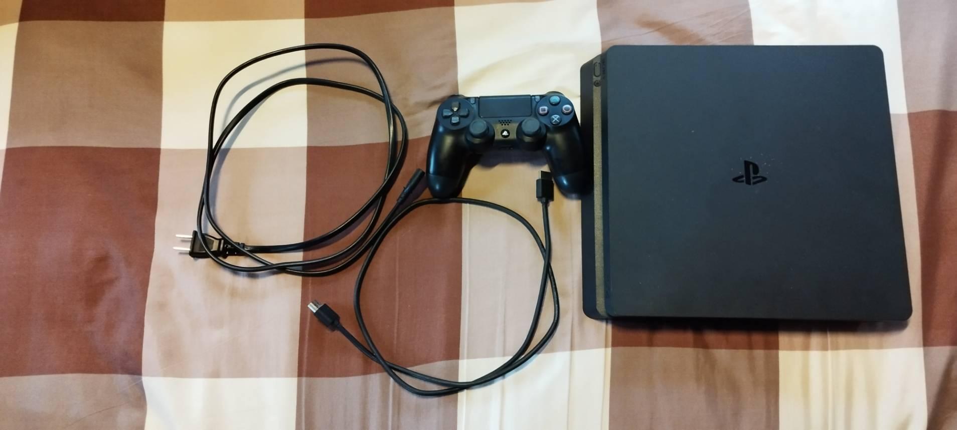 【問題】sony索尼ps4 slim薄型主機 容量 500g @ACG二手交易板 哈啦板 - 巴哈姆特