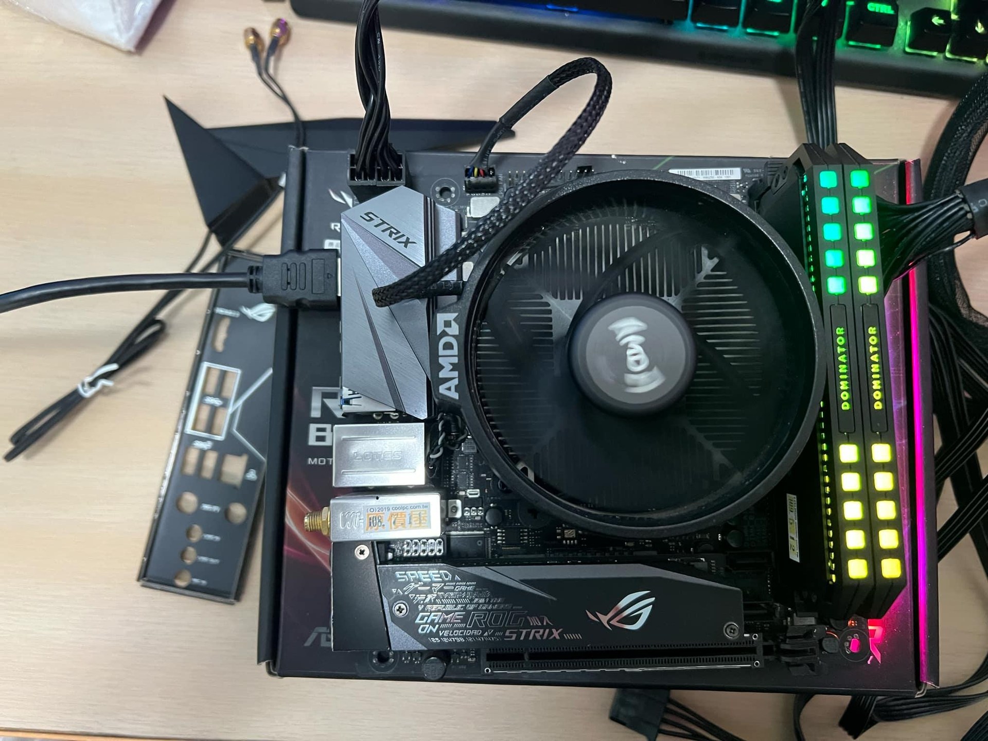 【出售】AMD 5700G ROG B450I 海盜船 RGB DDR4 3000 16G*2 ROG 1000W 三星860EVO 1TB ...