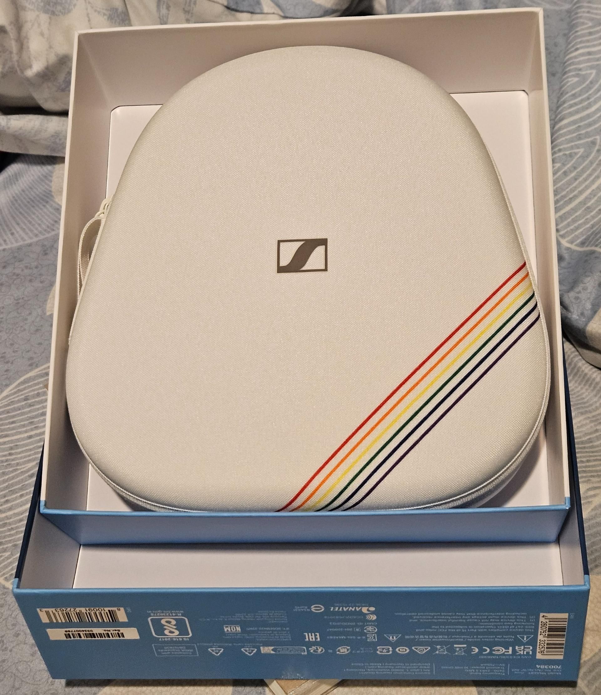 【心得】Momentum 4 Wireless Pride Edition 開箱~ @影音視聽討論區 哈啦板 - 巴哈姆特