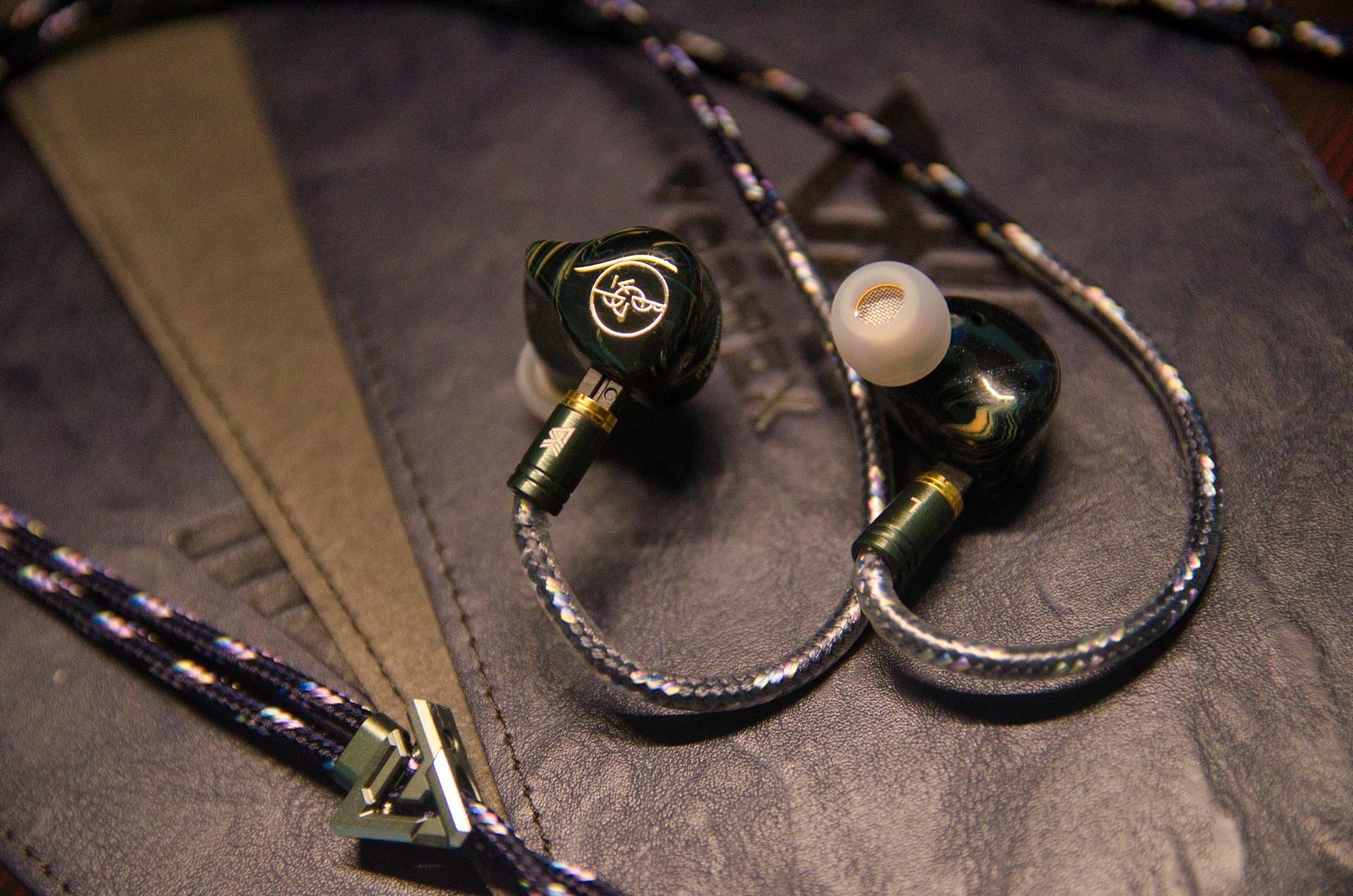 【心得】優雅再進化-Vortex Nadia @影音視聽討論區 哈啦板 - 巴哈姆特