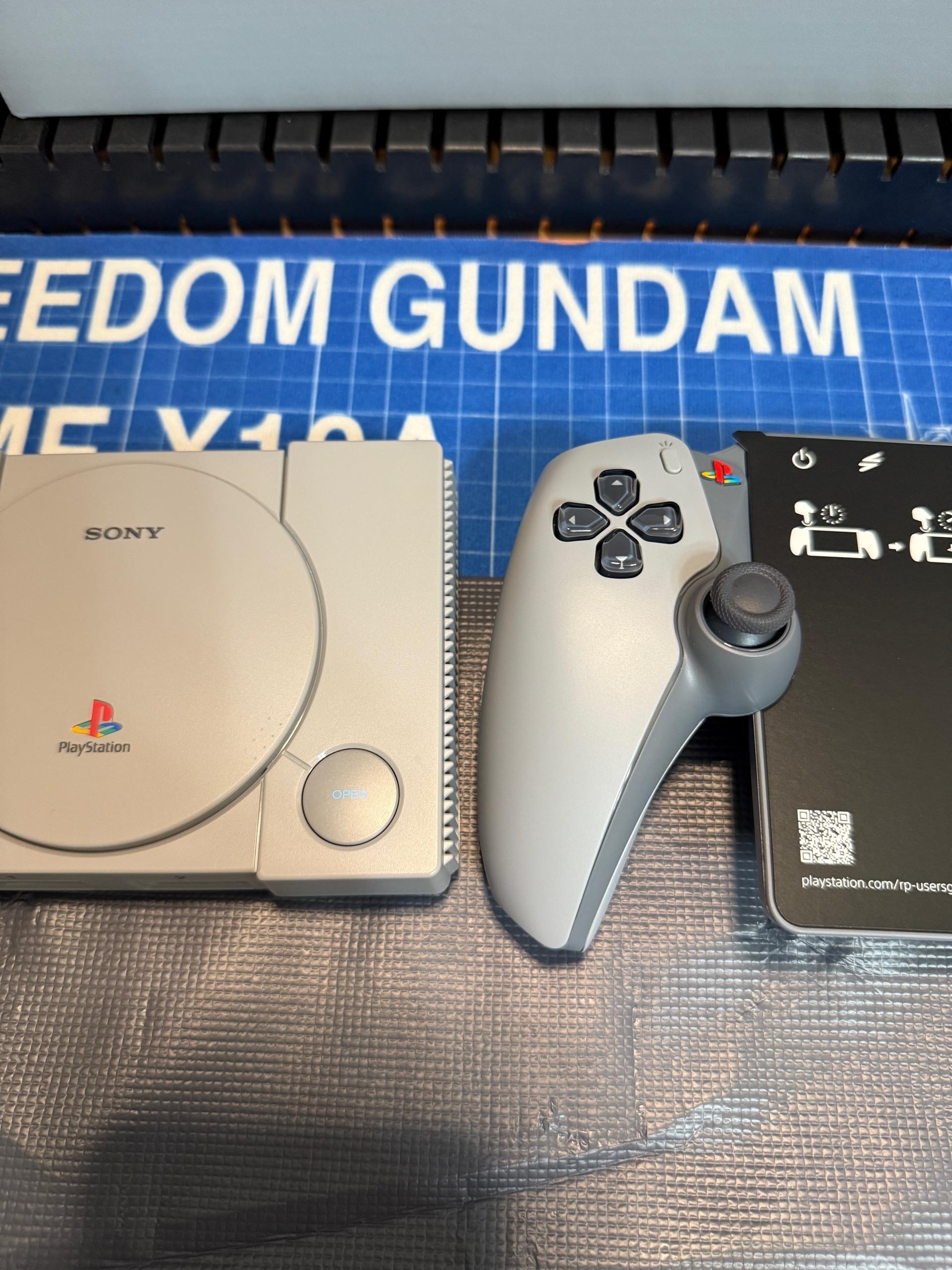 【心得】簡易開箱 PS Portal 30週年紀念版 @PS5 / PlayStation5 哈啦板 - 巴哈姆特